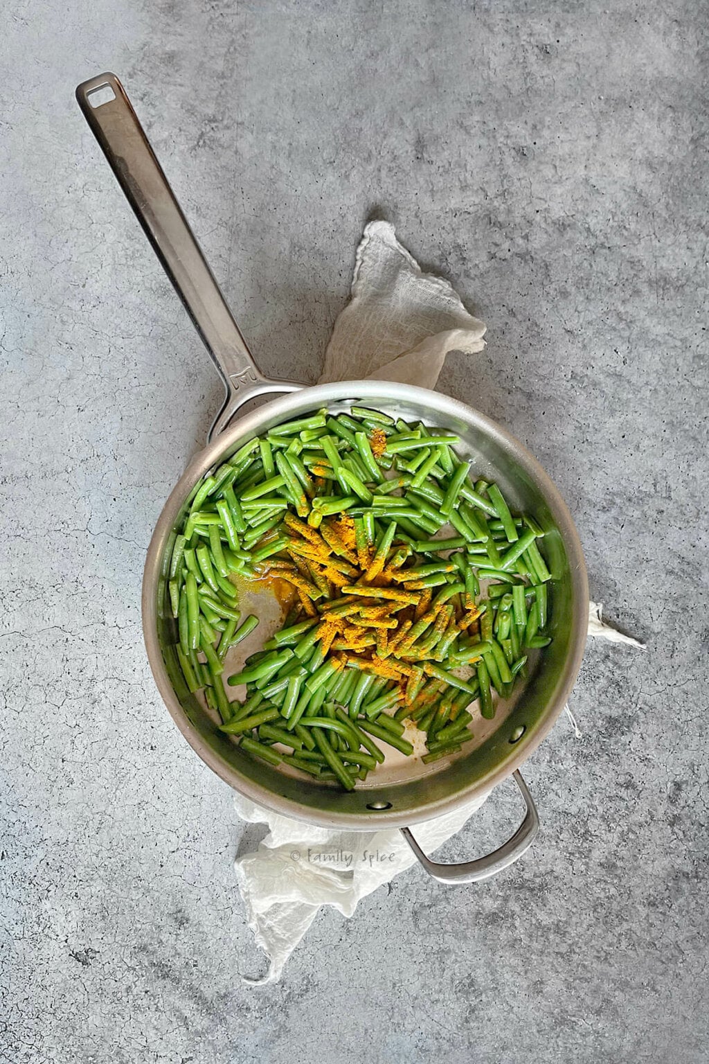 Lubia Polo | Persian Green Bean Rice - Family Spice
